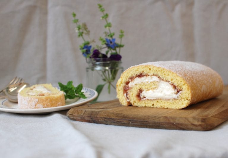 Rhubarb & Custard Roulade 2 - Shaws 1889